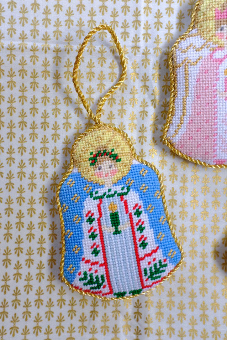 Holly Angel– Le Point Studio