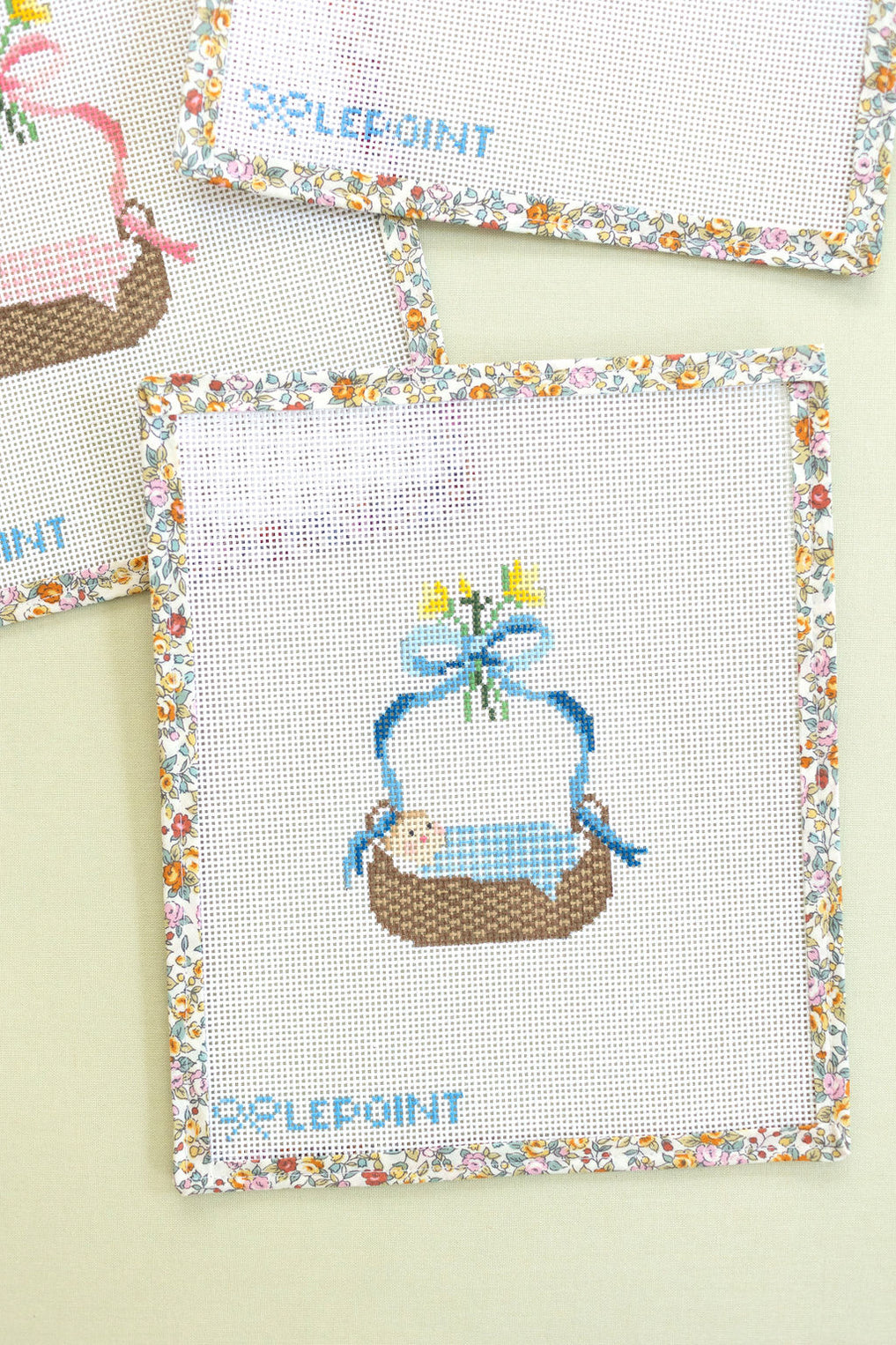 Baby Bassinet Blue– Le Point Studio