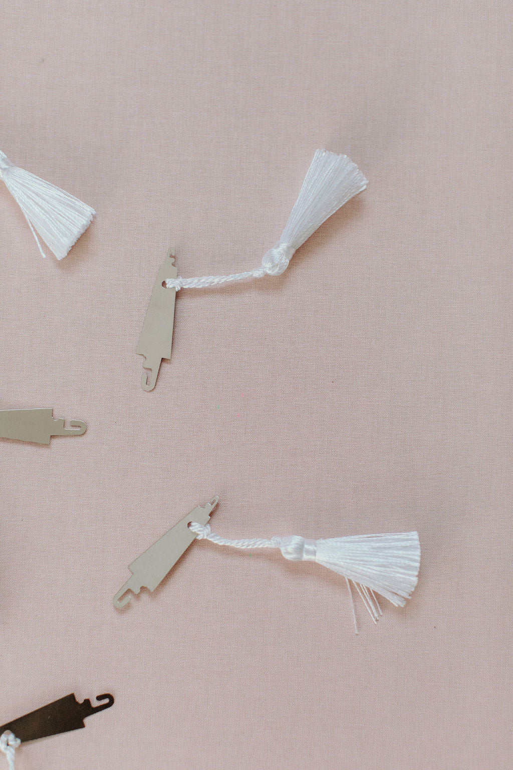 Needle Threader– Le Point Studio